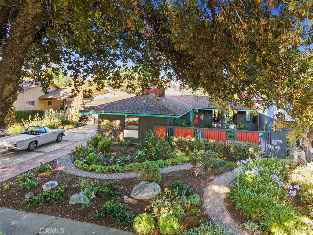 2123 Freeman St, Santa Ana, CA 92706 - Off Market