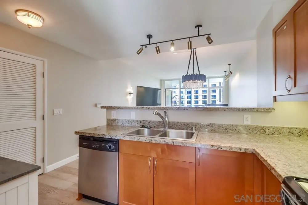 427 9th Ave 409, San Diego, CA, 92101 - Living The San Diego Life