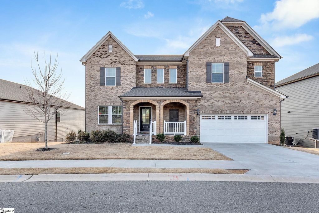 1011 Hawk Ridge Court, Greer, SC 29651, MLS #1519709 - Allen Tate