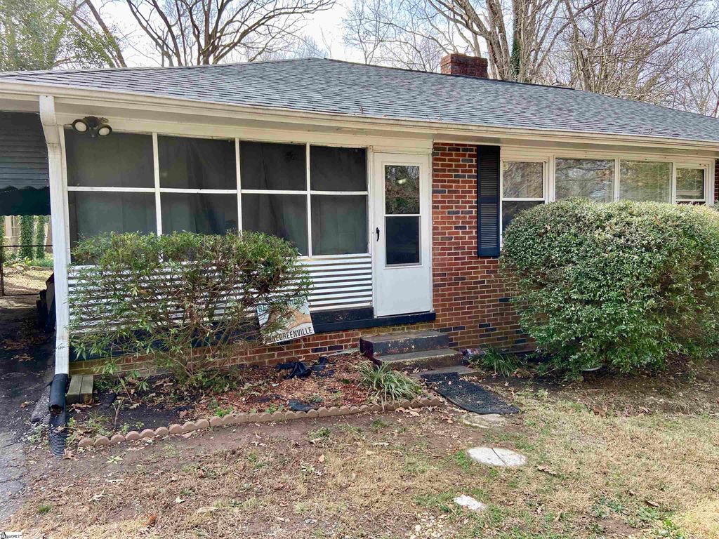 27 Twin Springs Drive, Greenville, SC 29605, MLS #1522135 - Allen Tate