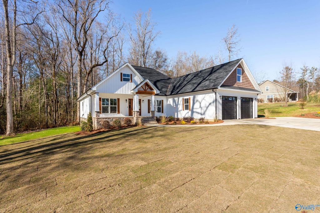 1649 Church Circle, Gadsden, AL 35901 | MLS 21906519 | Listing ...