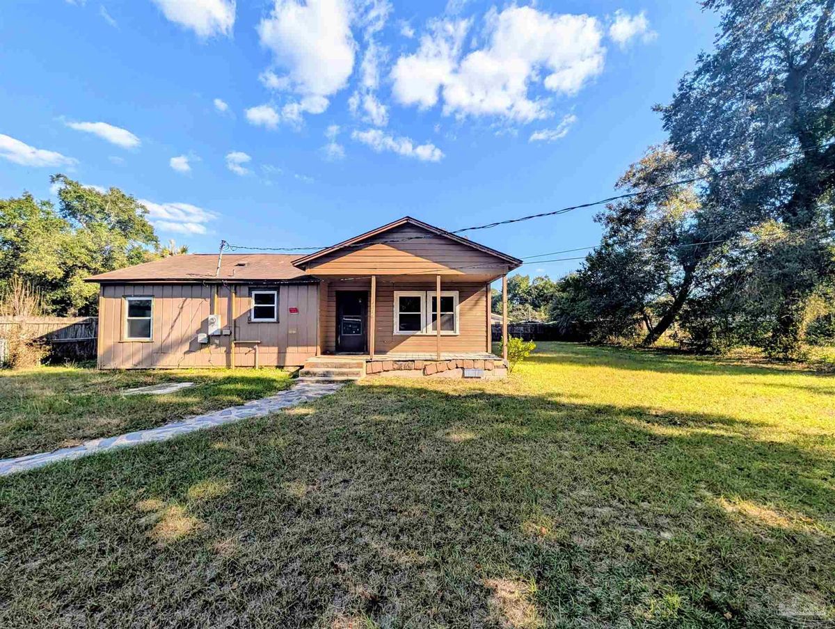 4216 Sapphire Ln, Pace, FL 32571 for sale - Stessa