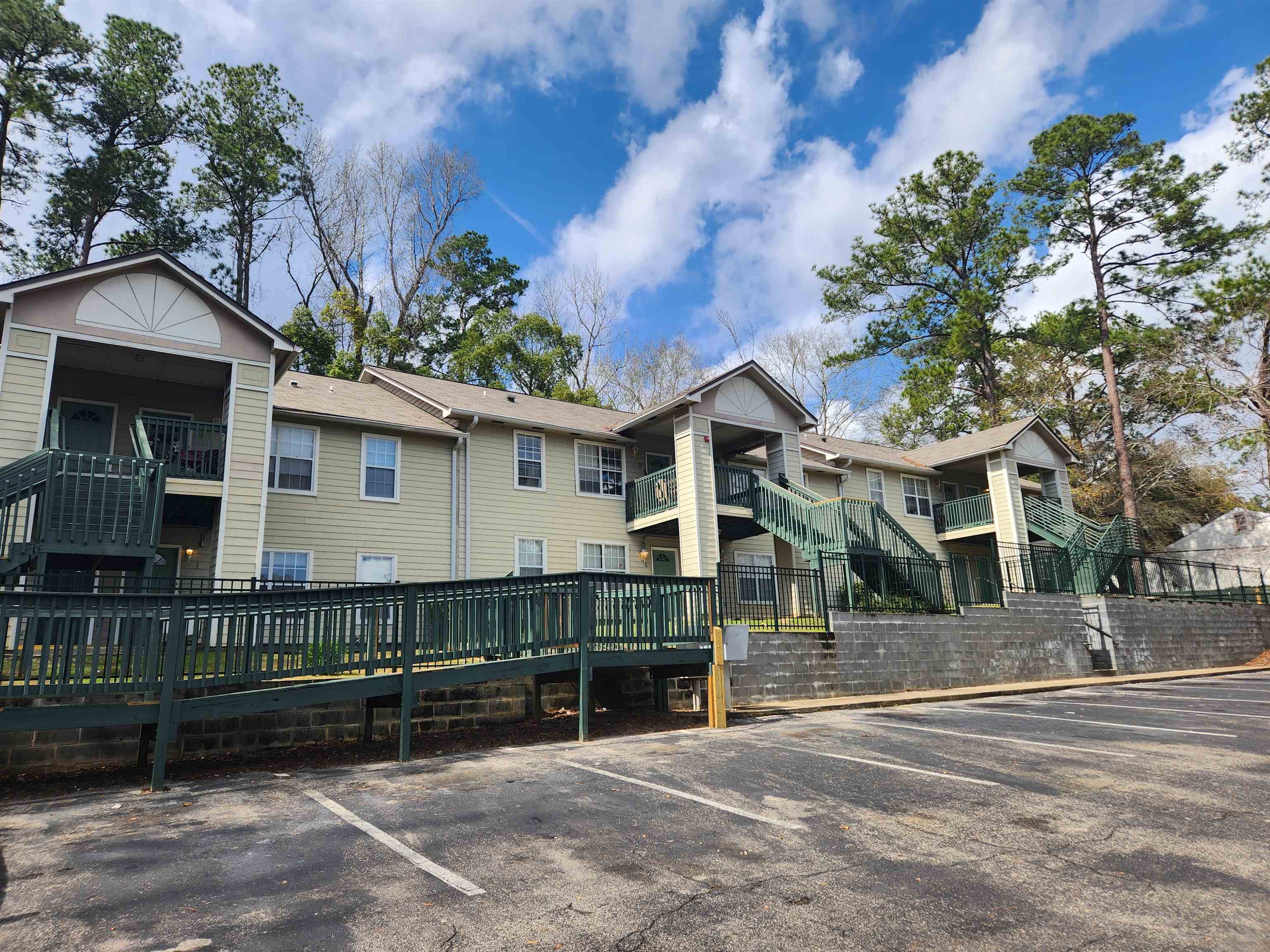 1100 Green Tree Court Unit A, Tallahassee, FL 32304 | MLS 373670 ...