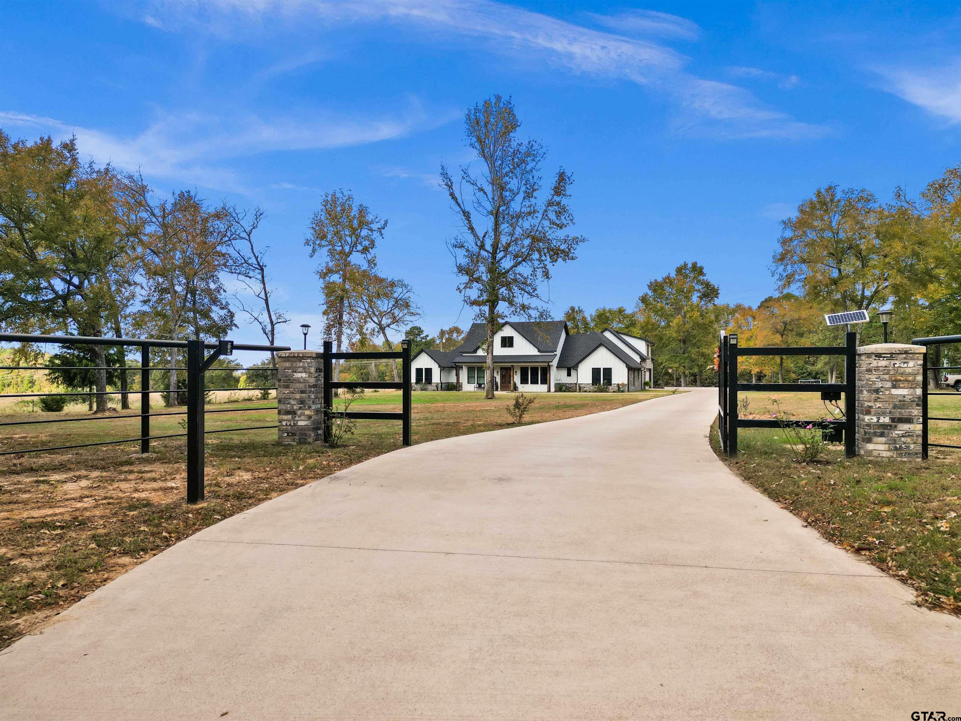 Top Texas Real Estate Agent | Hunter Townsend