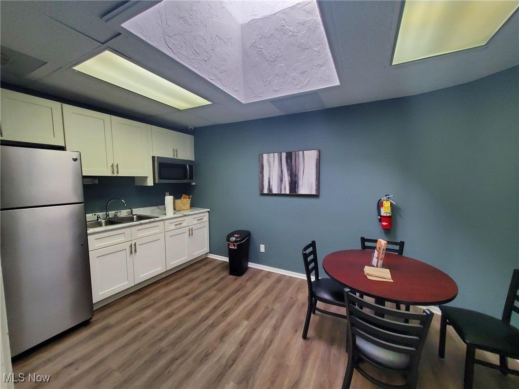 398 W Bagley Road, Berea, OH 44017 | MLS 5172393 | Listing Information ...