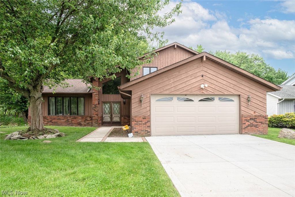 4758 Hillary Lane, Richmond Heights, OH 44143, MLS #5040717 - Howard Hanna