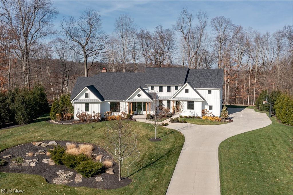 30 Addison Lane, Moreland Hills, OH 44022, MLS #5019574 - Howard Hanna