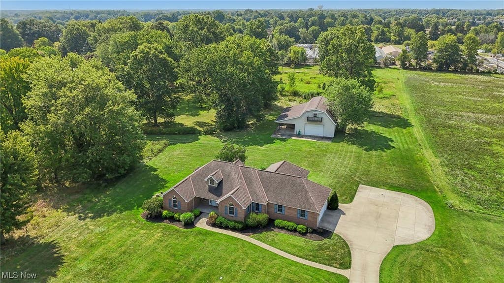 36155 Kinzel Road, Avon, OH 44011, MLS #5062512 - Howard Hanna