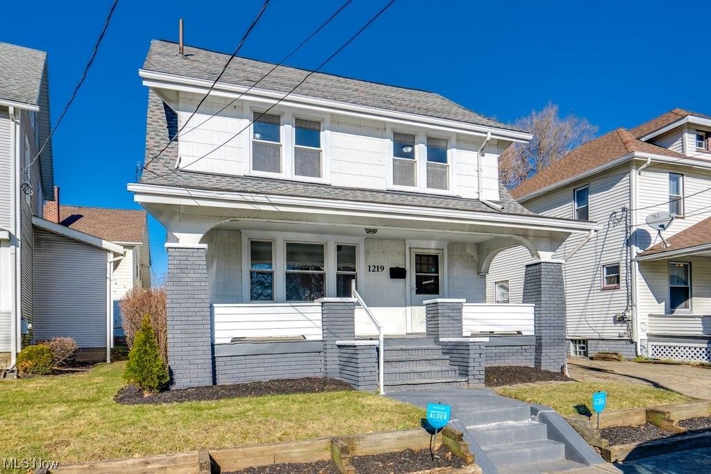 1219 Auburn Place NW, Canton, OH 44703, MLS #5007332 - Howard Hanna