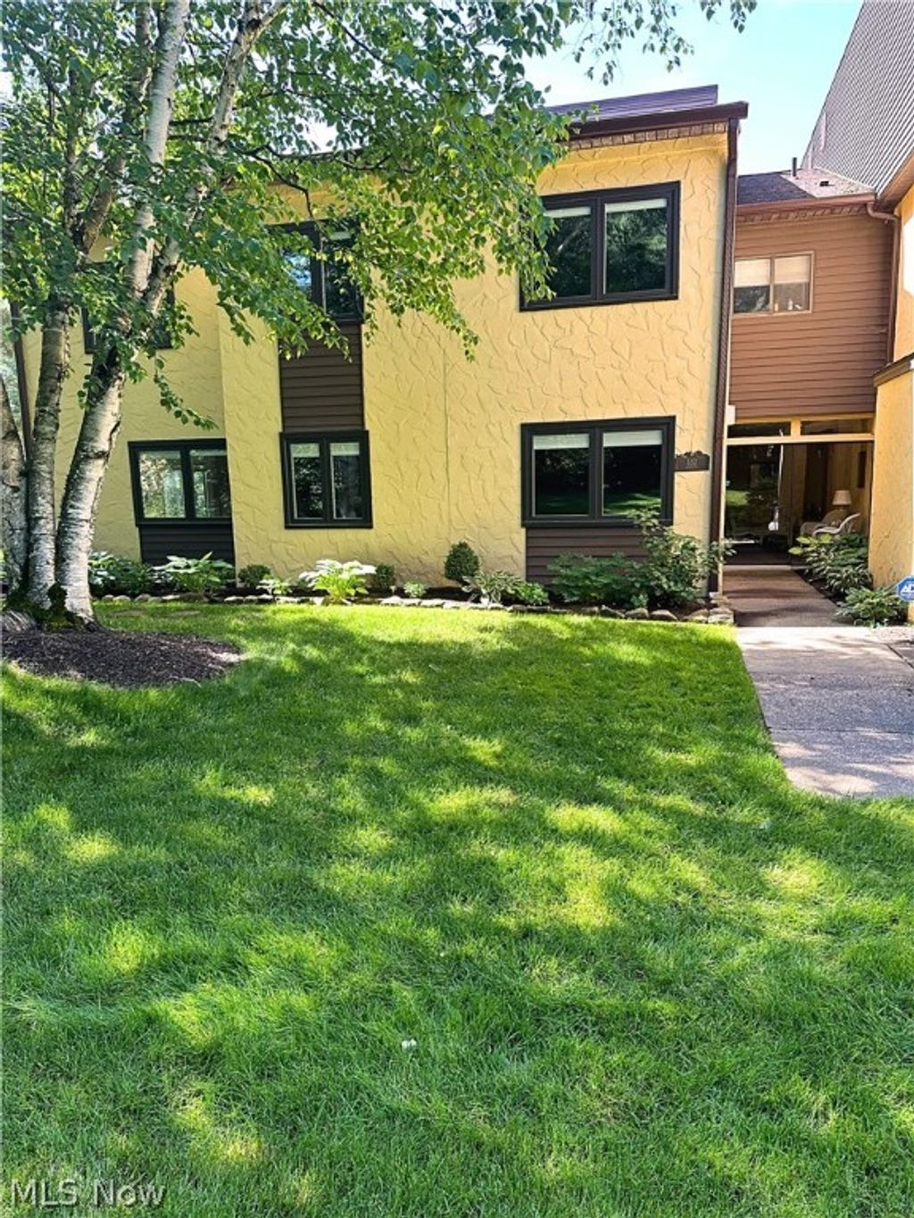 557 Hampton Ridge Drive, Akron, OH 44313, MLS #5027646 - Howard Hanna