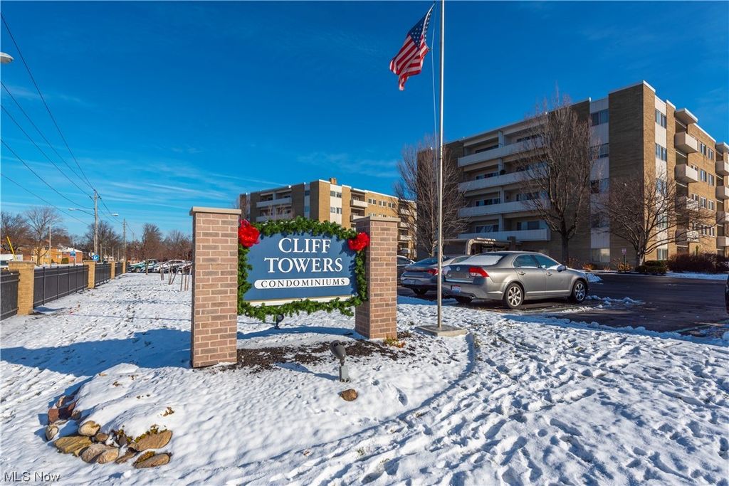 2089 Wooster Road 36, Rocky River, OH 44116, MLS #5007904 - Howard Hanna