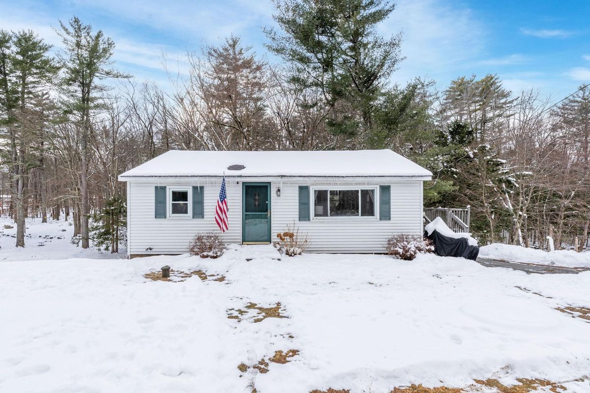 378 Chester Rd, Auburn, NH 03032 for sale - Stessa