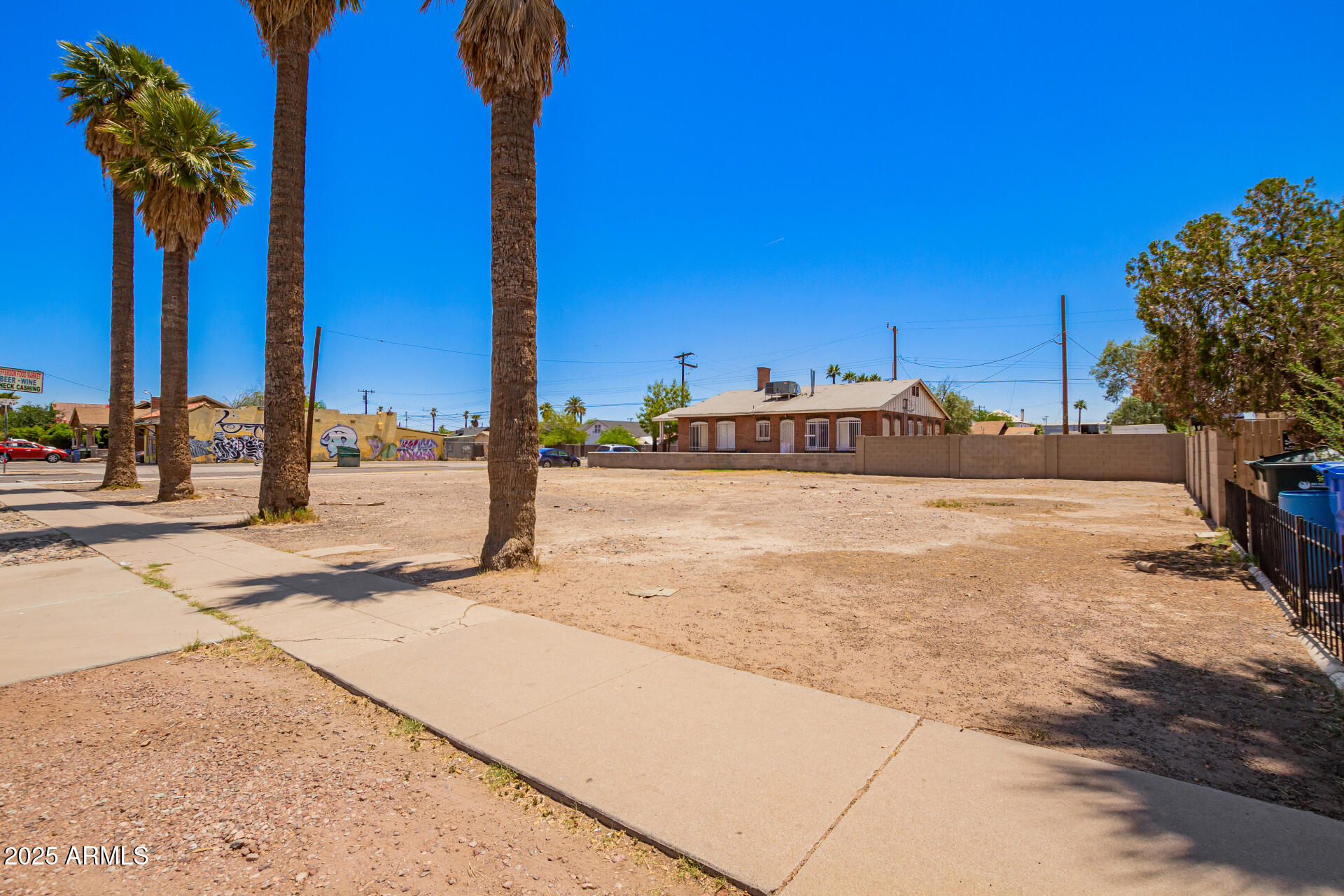 2203 W JEFFERSON Street 1, Phoenix, AZ, 85009 - Angela Bommarito ...