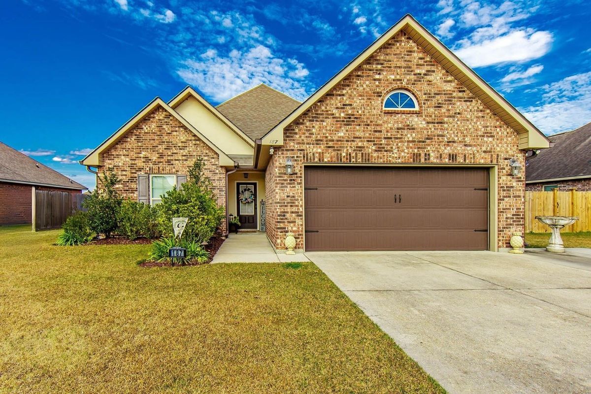 187 Carriage Way, Thibodaux, LA 70301 for sale - Stessa