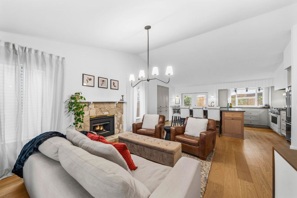 12432 Edge Street Maple Ridge | House for Sale in Maple Ridge ...