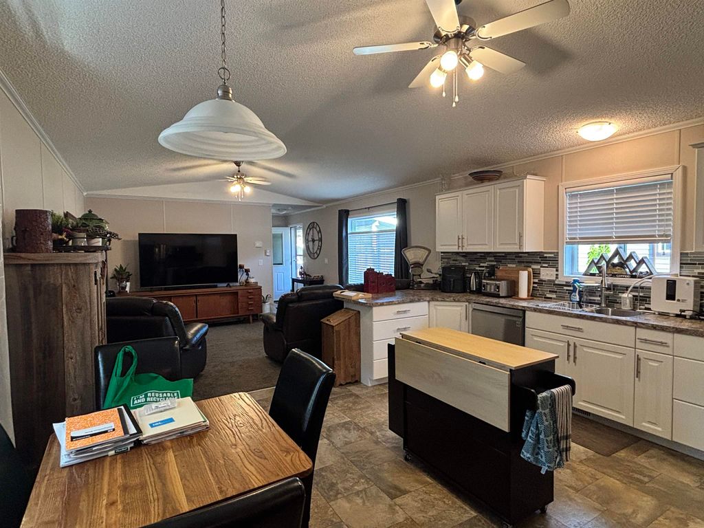 29-59060 Lougheed Highway, Grace Estates, Agassiz | Mobile for Sale in ...