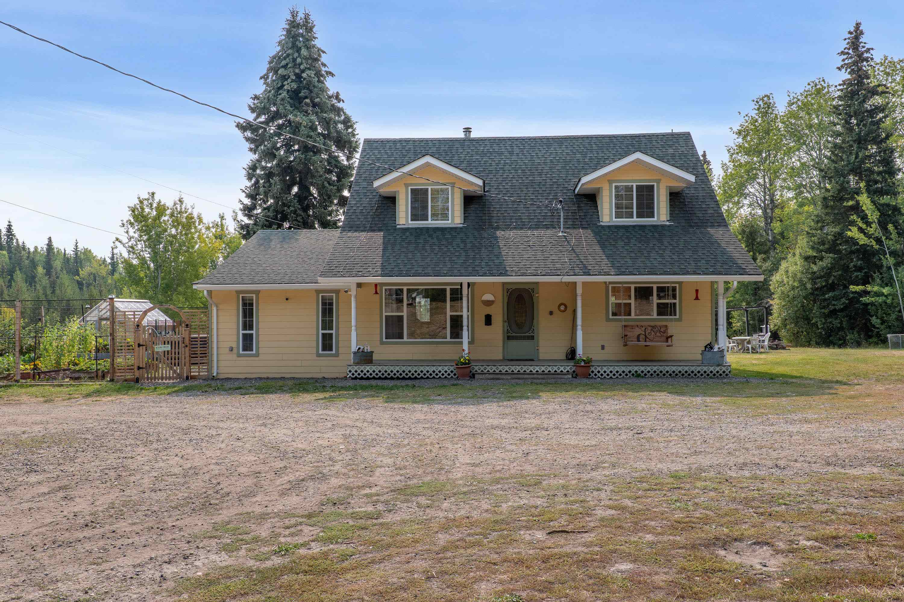 7492 Fraser Way Bridge Lake | House for Sale in Bridge Lake | R3045235 ...