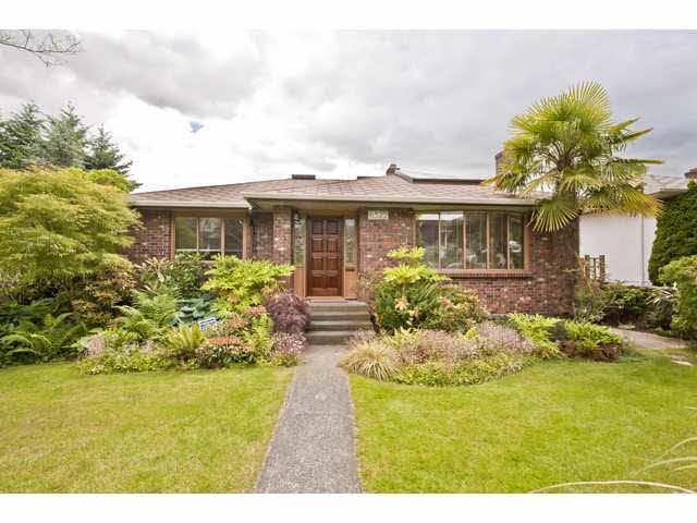 6522 Neville Street Burnaby | House for Sale in Burnaby | V896615 | rennie