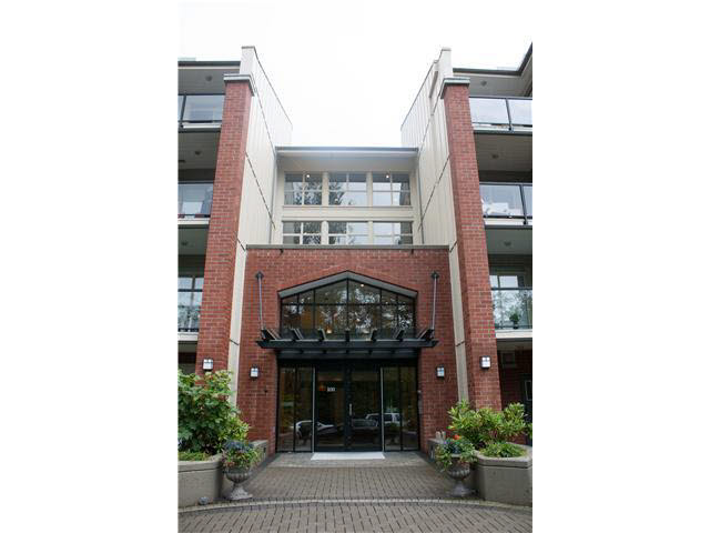 302-100 Capilano Road, Suter Brook In Port Moody Centre, Port Moody ...