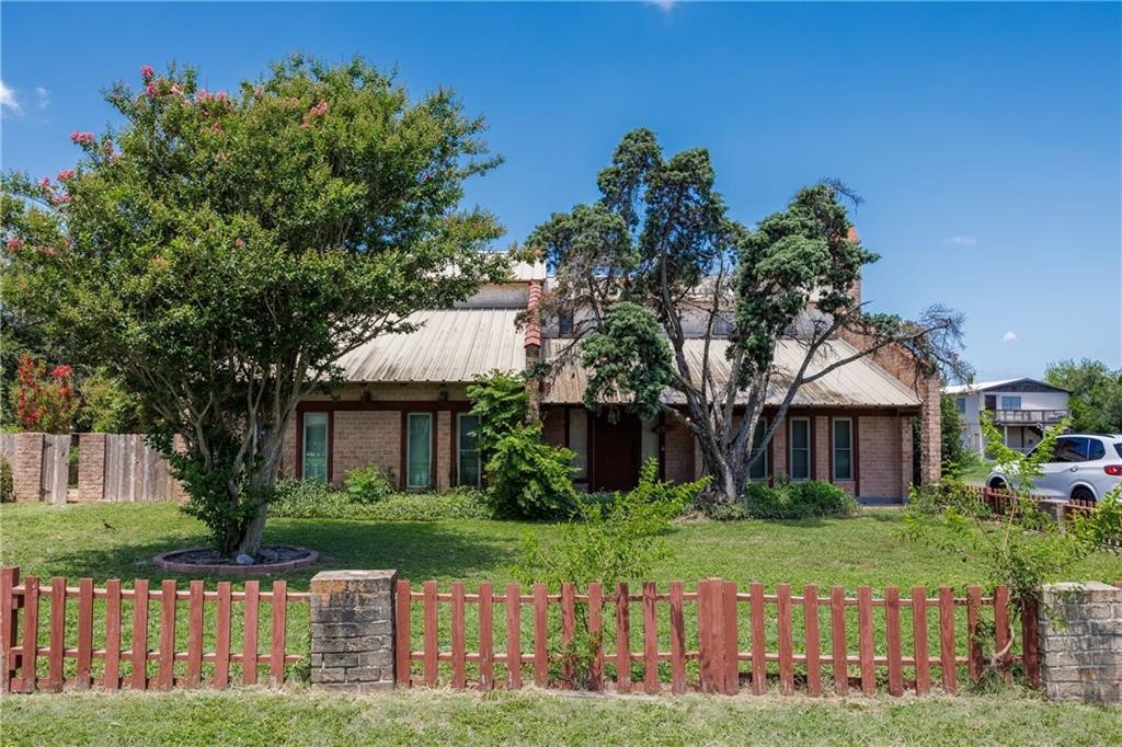 Mathis, Homes For Sale | REMAX