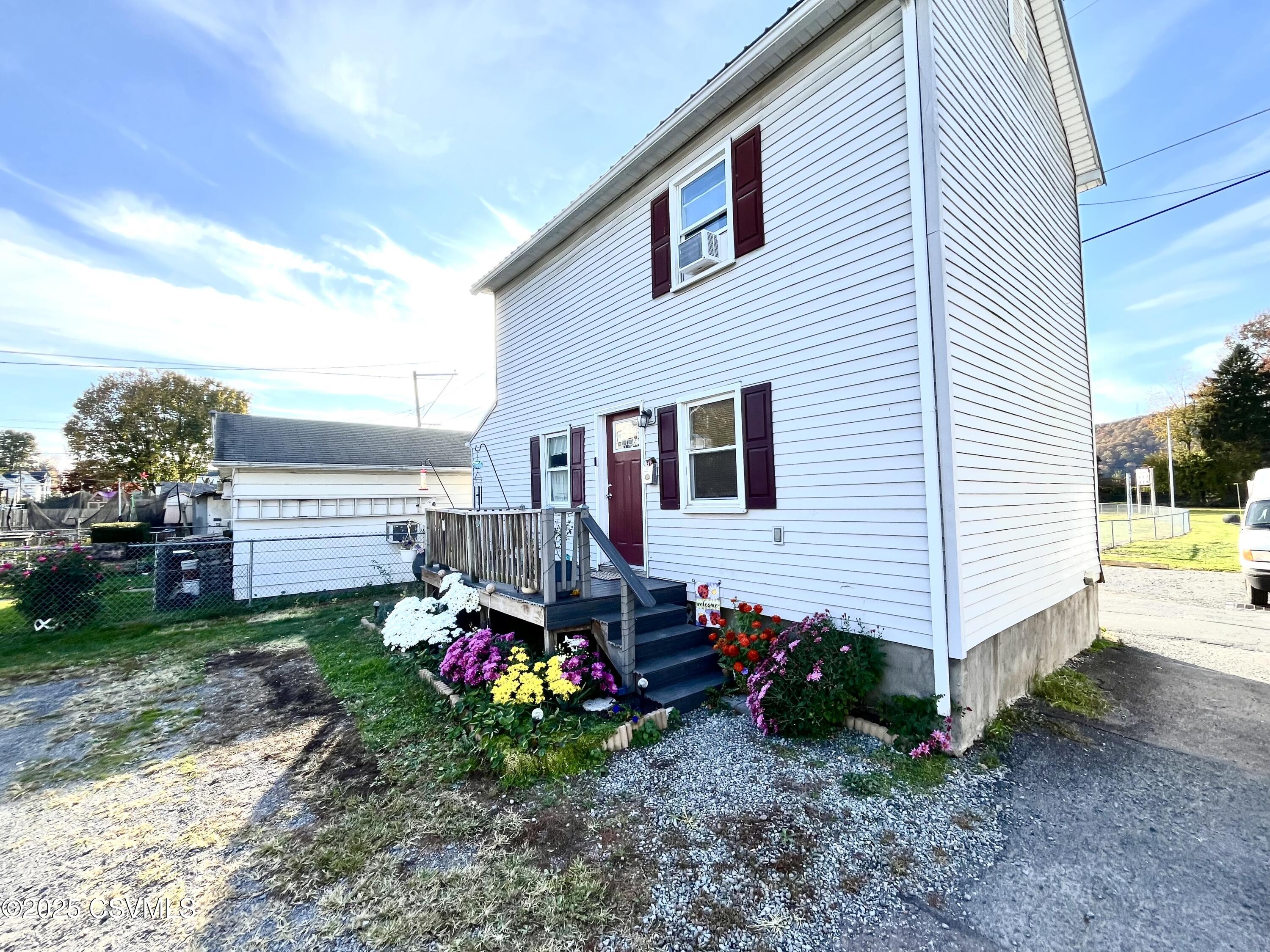 435 N 2nd Rear Street, Sunbury, PA 17801 | MLS 20-102037 | Listing ...