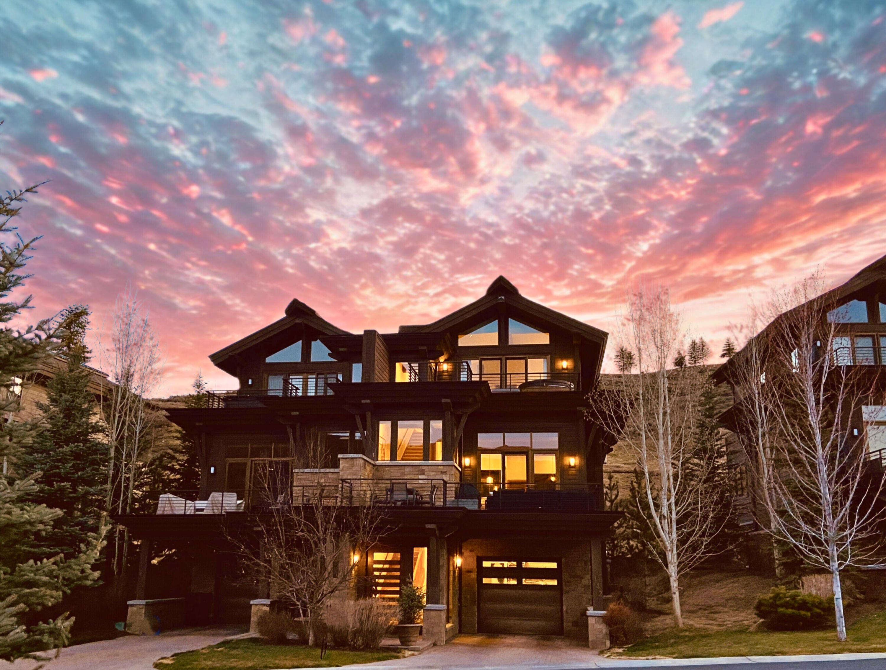 Sun Valley Homes for Sale | searchsunvalleyhomes.com