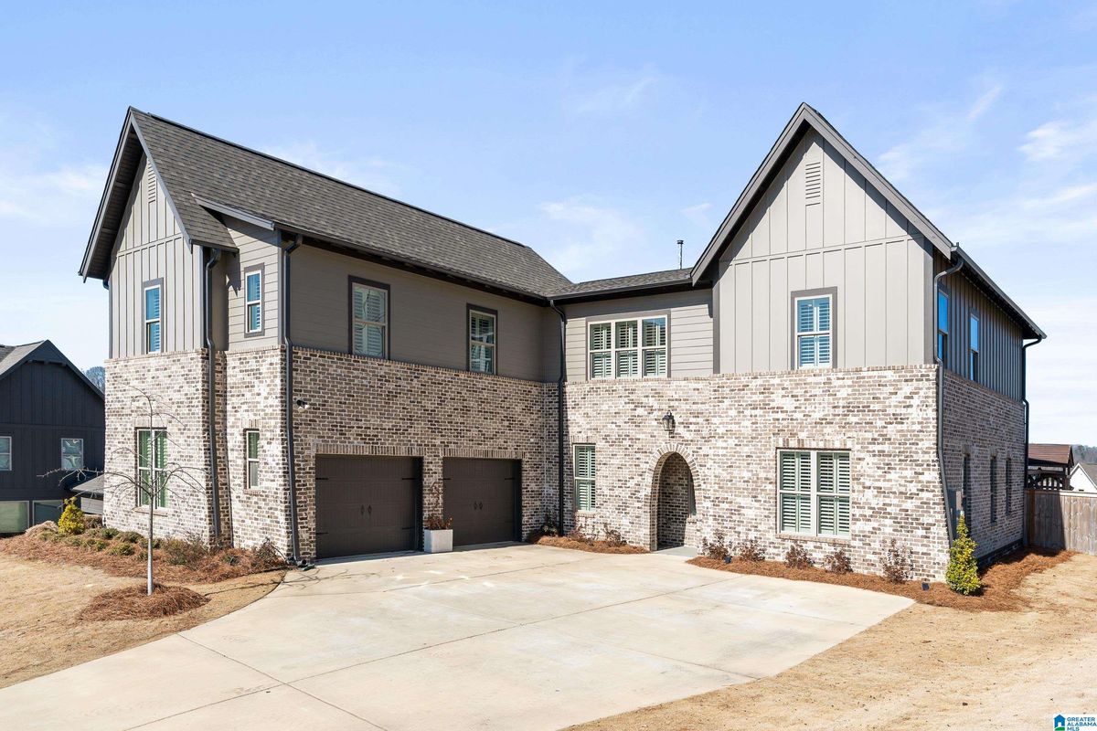 1098 Eagle Nest Cir, Birmingham, AL 35242 for sale - Stessa