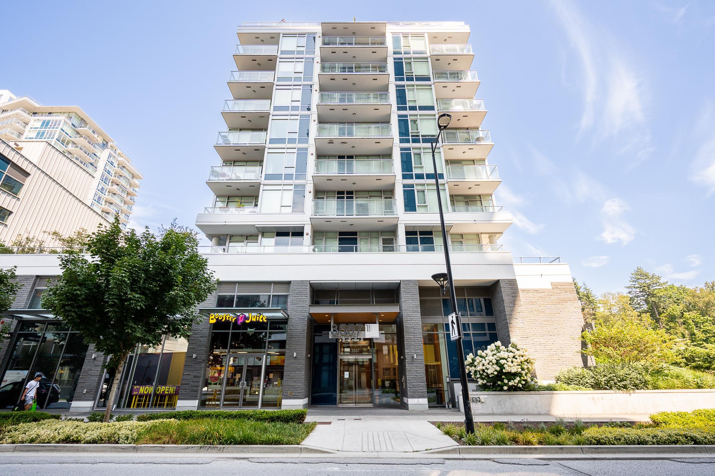 612-3557 Sawmill Crescent Crescent, One Town Center, Vancouver | Condo ...