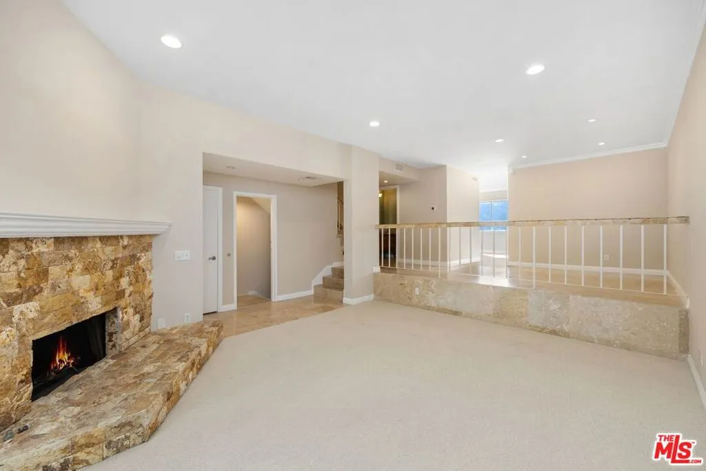 1732 Palisades Drive, Pacific Palisades, CA 90272 | MLS 25615585 ...