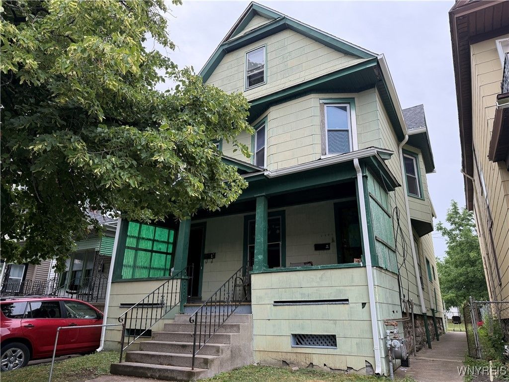 261 Grant Street, Buffalo, NY 14213, MLS #B1627149 - Howard Hanna