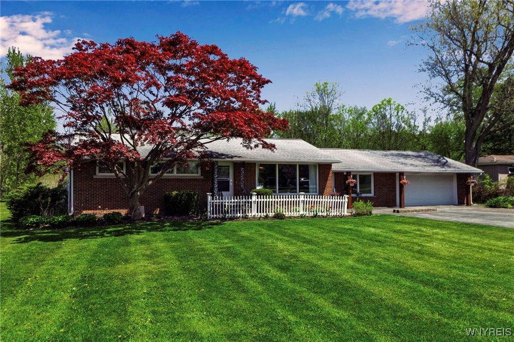 7174 Chestnut Ridge Road, Lockportt, NY 14094, MLS #B1608292 - Howard Hanna