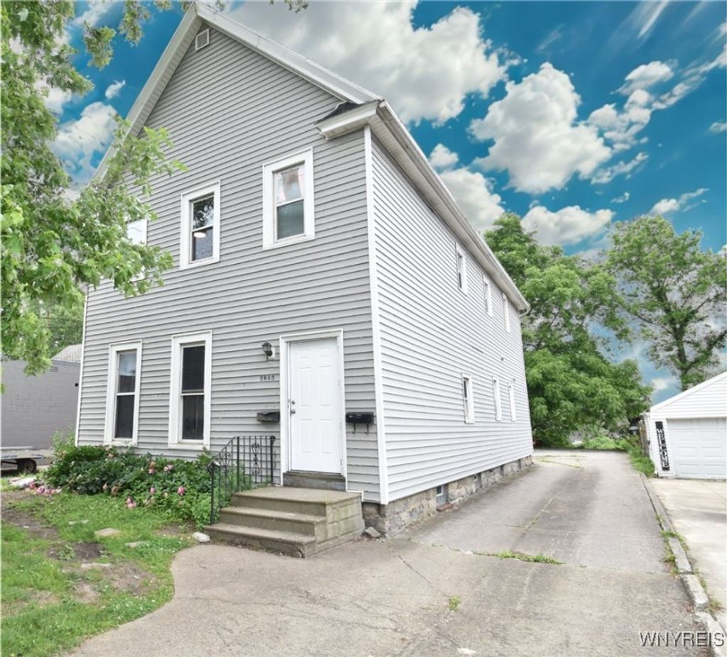 2843 Seneca Street 4, West Seneca, NY 14224, MLS #B1618770 - Howard Hanna