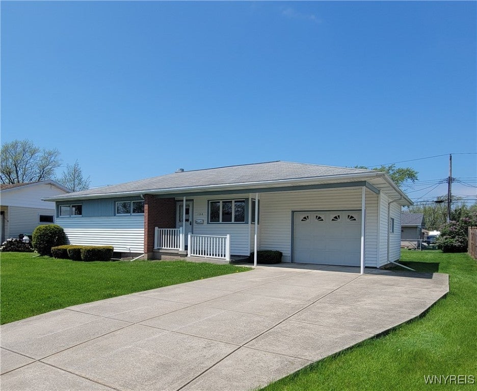 194 Idlewood Drive, Tonawanda, NY 14150, MLS #B1605294 - Howard Hanna