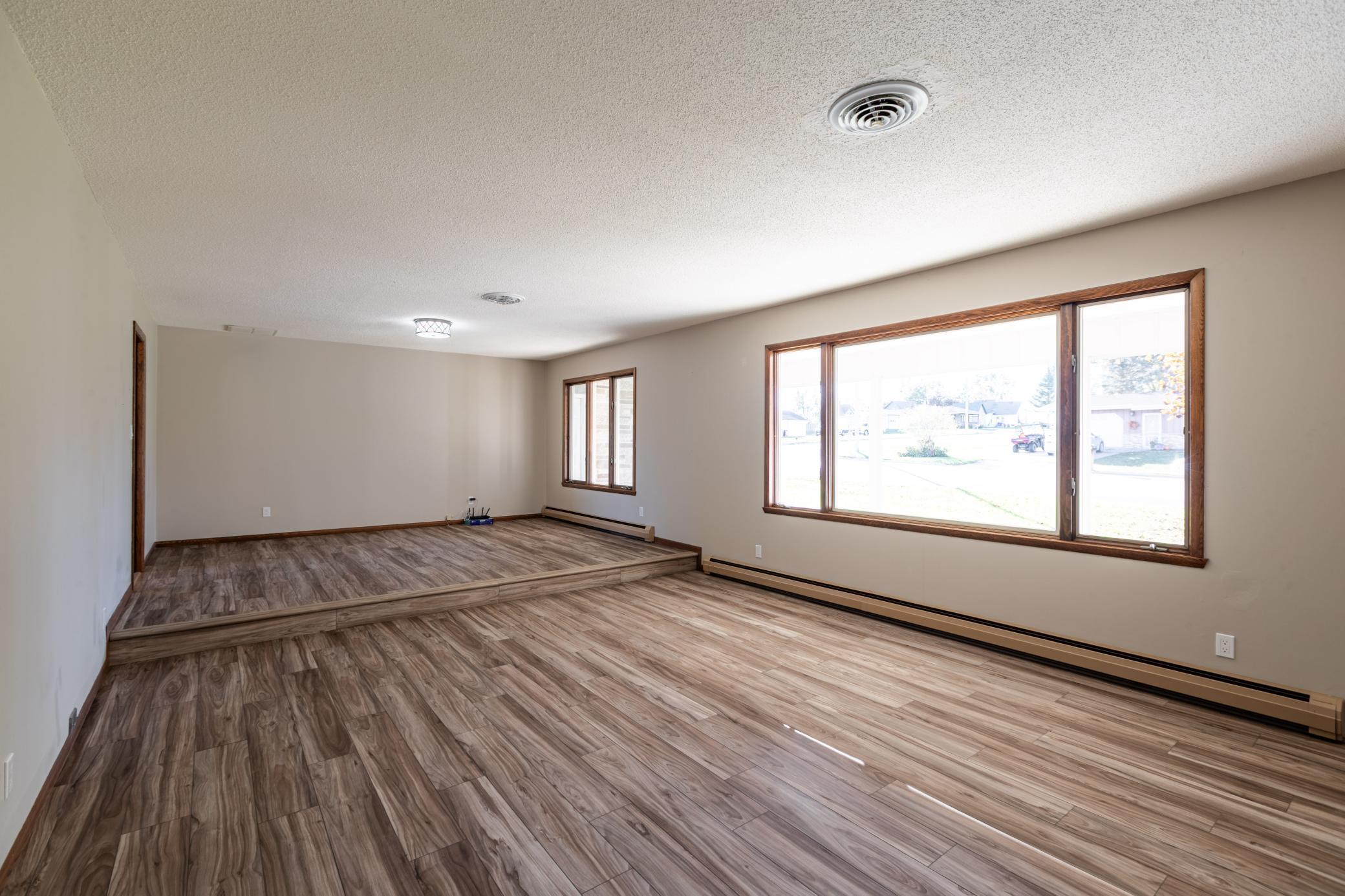 147 4th Avenue SE, Spring Grove, MN 55974 | MLS 6814798 | Listing ...