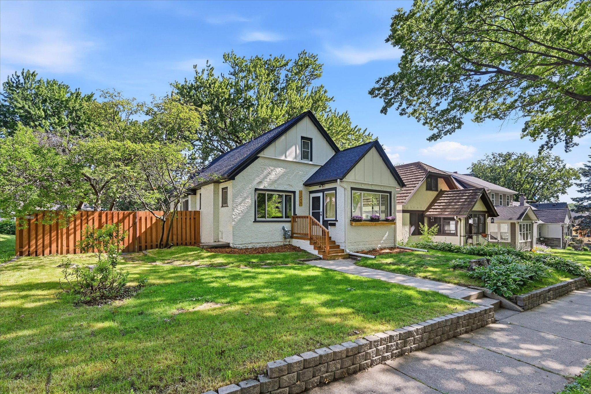 55105 Homes For Sale & Real Estate | REMAX