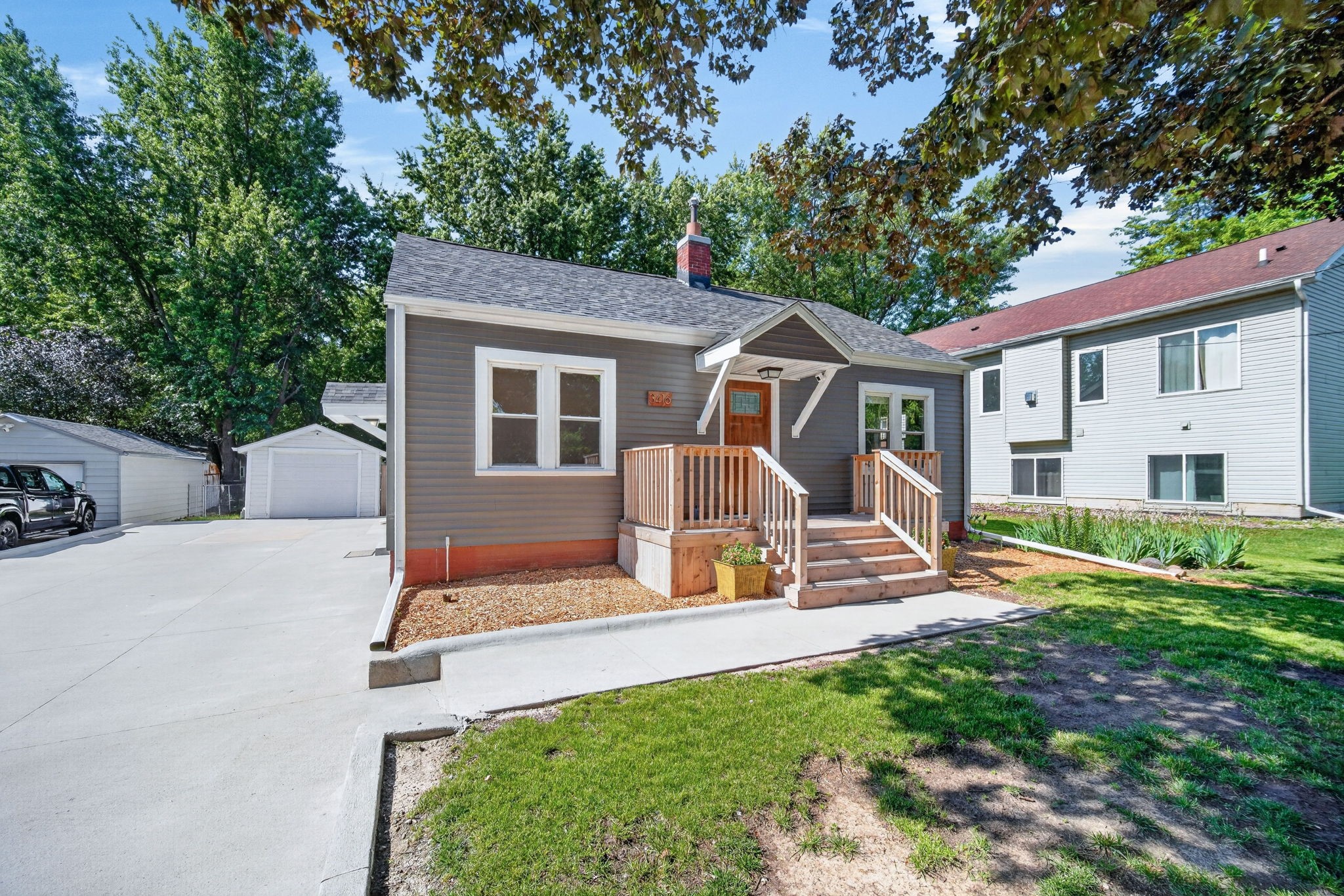 Des Moines, IA Homes For Sale & Real Estate | REMAX