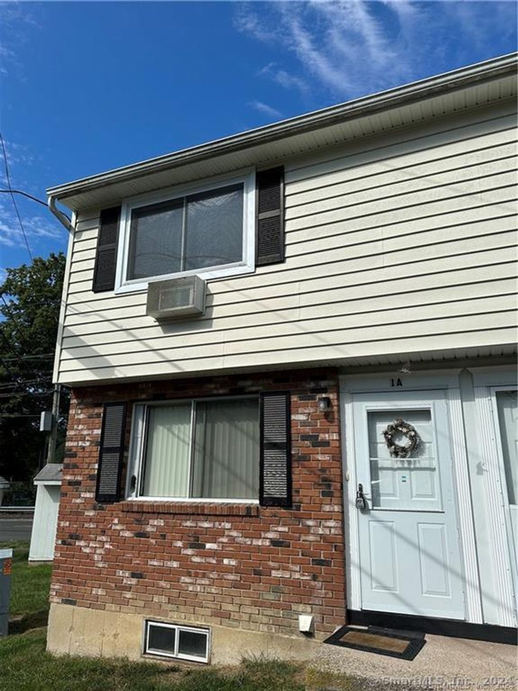 461 Spring Street 1A, Naugatuck, CT 06770, MLS #24006032 - Howard Hanna