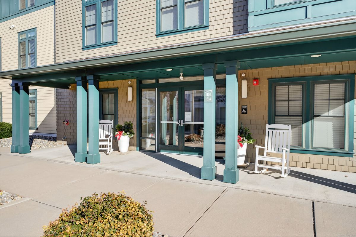 38 Hope St Unit 1307, Niantic, CT 06357 - Stessa