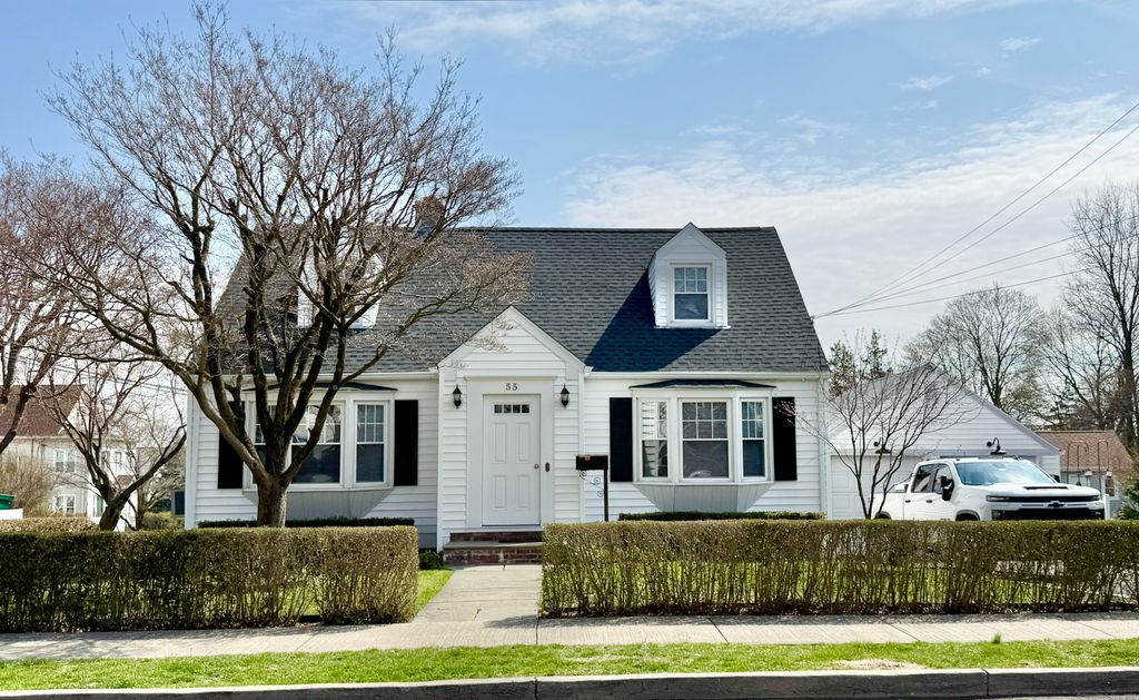 55 Mayflower Avenue, Stamford, CT 06906, MLS #24088100 - Howard Hanna