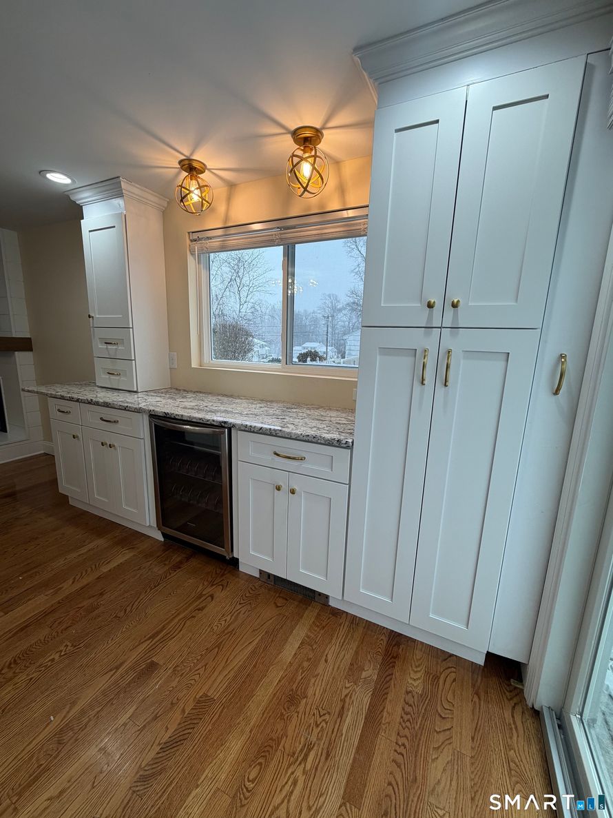 19 Evergreen Dr, Clinton, CT 06413 for sale - Stessa