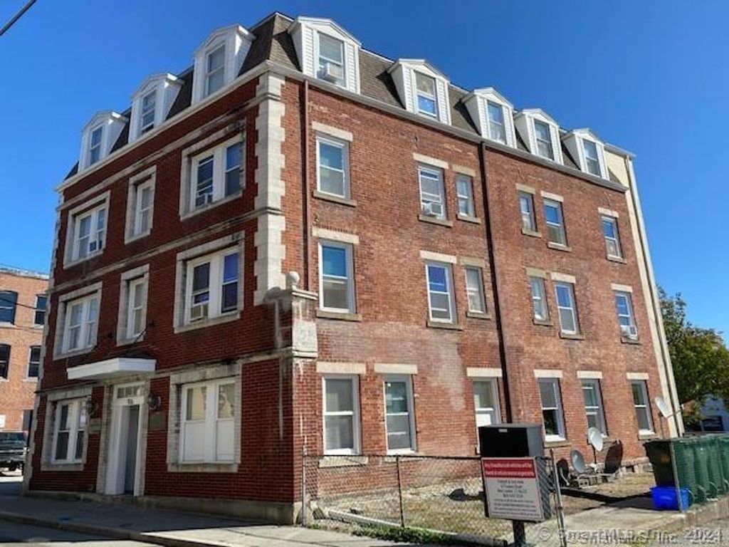 96 Green Street 2B, New London, CT 06320, MLS #24009024 - Howard Hanna