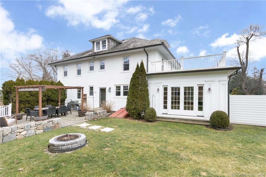 121 Fairview Avenue | Joshua Weisman