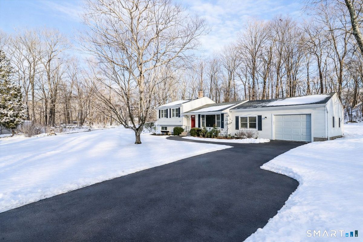 8 Summit Ln, Ridgefield, CT 06877 for sale - Stessa