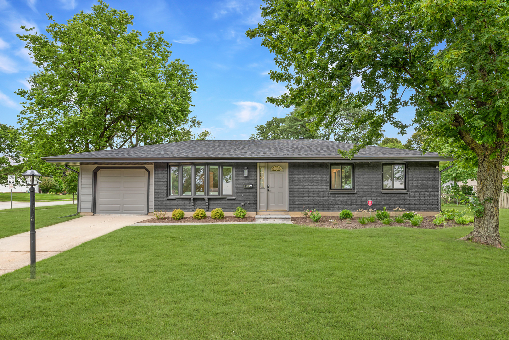 1026 Sharon Lane, Schaumburg, IL 60193 | MLS 11884835 | Listing ...