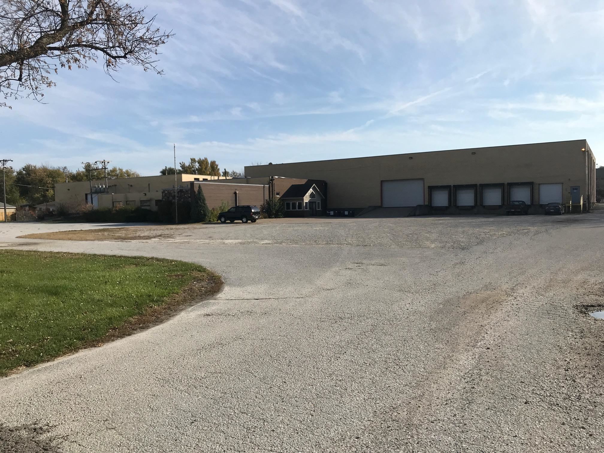 910 10th Avenue W, Milan, IL 61264 | MLS 100000087 | Listing ...