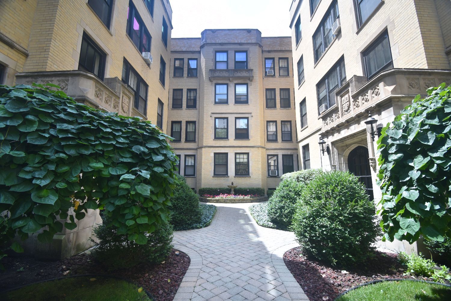 Chicago Residential Lease, Chicago, Illinois, United States For Rent ...