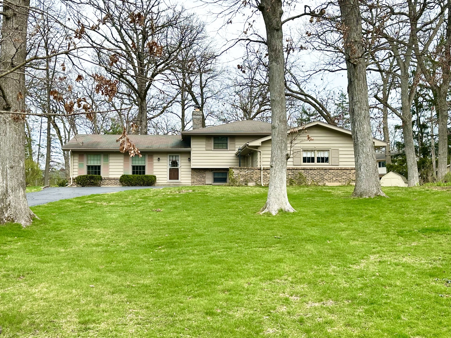 4608 North Ct, Crystal Lake, IL 60012, US | Buy, Sell, Rent, Analyze
