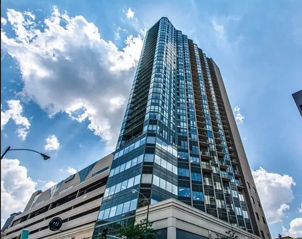 111 W Maple Street Unit 1810, Chicago, IL 60610 | MLS 12022332 ...