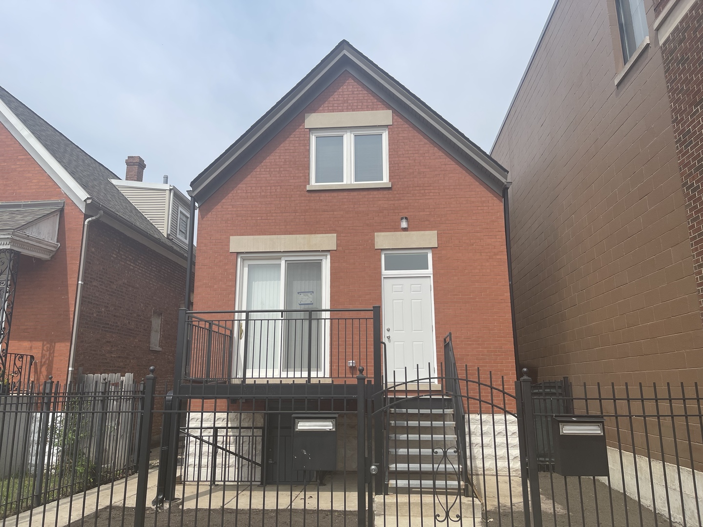 1236 N Central Park Avenue Unit 1, Chicago, IL 60651 | MLS 11821202 ...