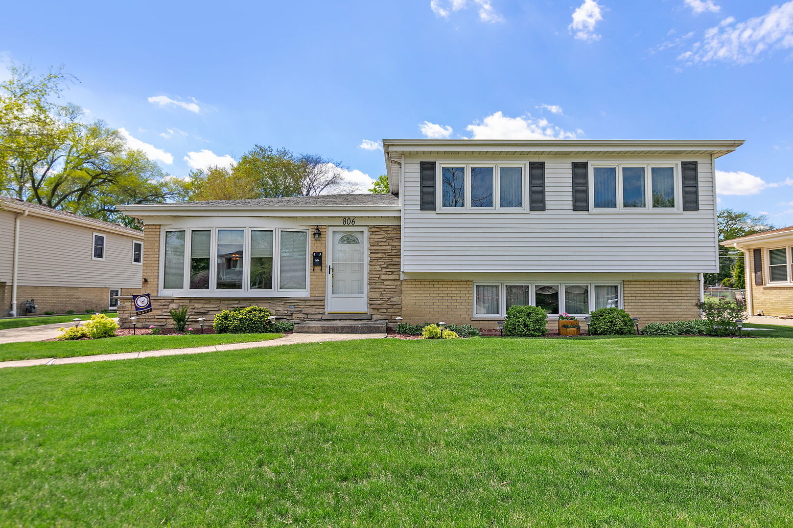 806 S Deborah Ln, Mount Prospect, IL 60056, US | Buy, Sell, Rent, Analyze